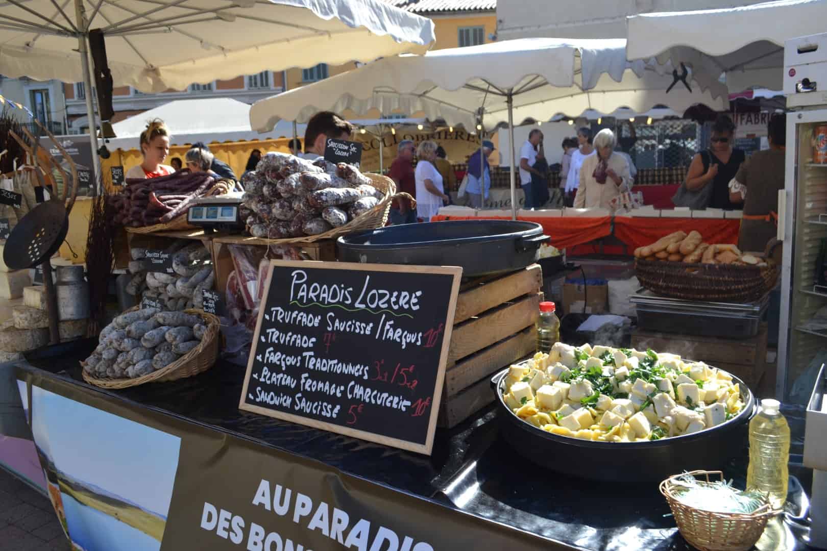 Ollioules: Fête de l’olivier - A Provencal village Floating in Provence